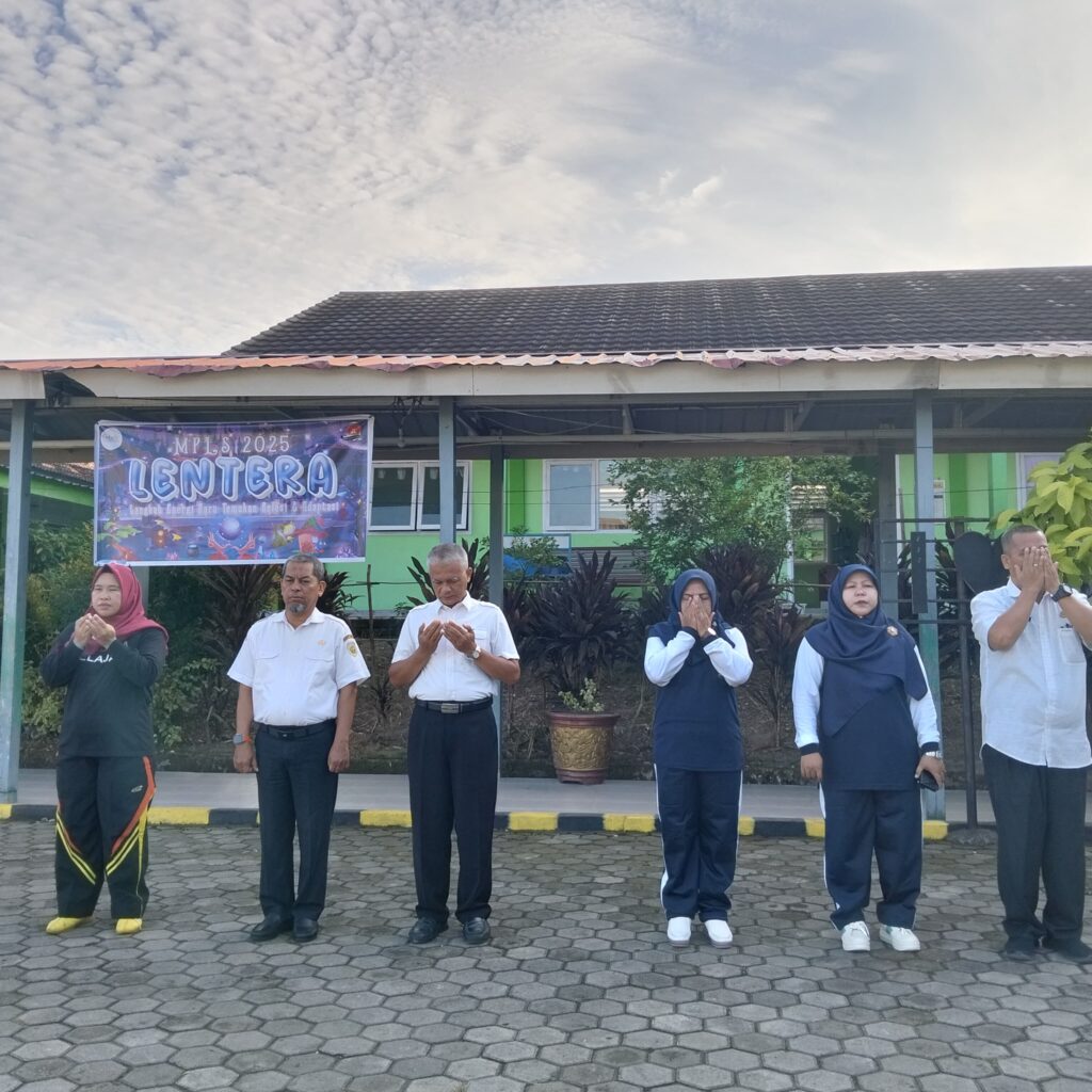 Kegiatan Penutupan MPLS (Masa Pengenalan Lingkungan Sekolah) di SMA ...